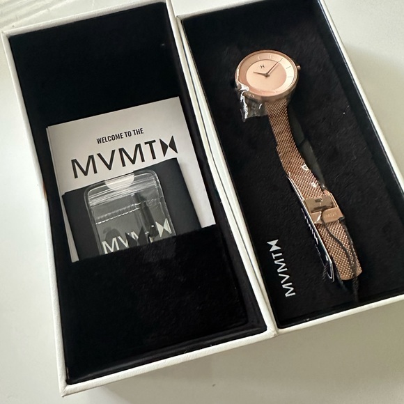 MVMT | Accessories | New Mvmt Movement Watch Rose Gold Color Stunning ...